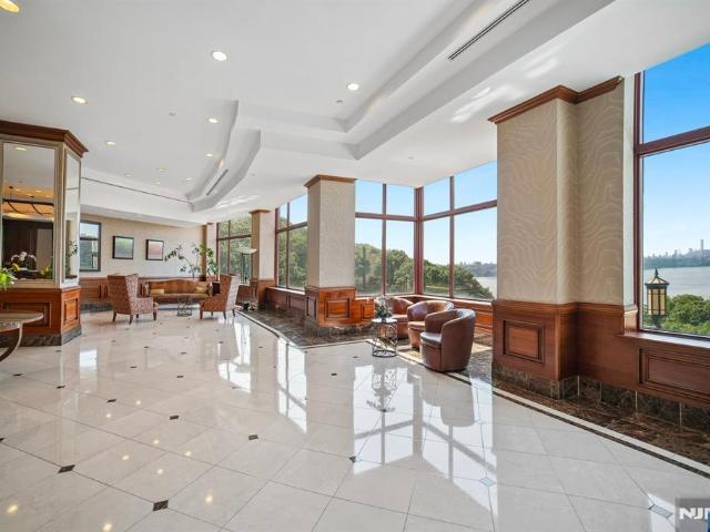 100 Old Palisade Road # 3305