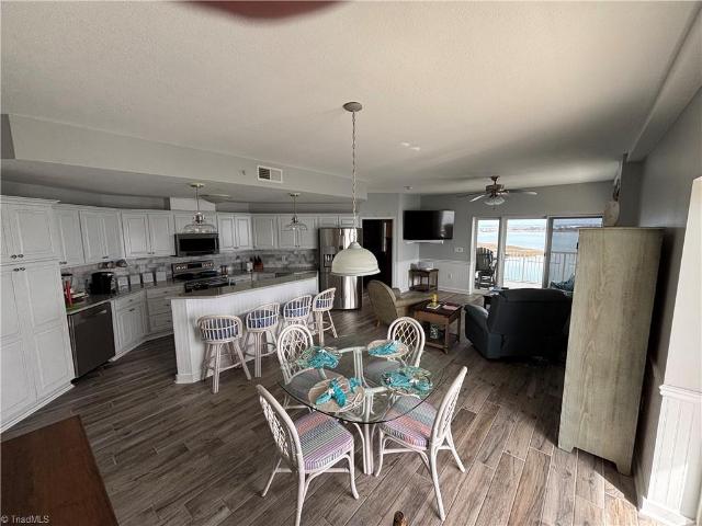 100 Olde Towne Yacht Club Drive