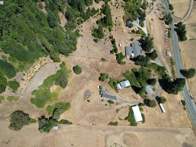 100 opossum ln