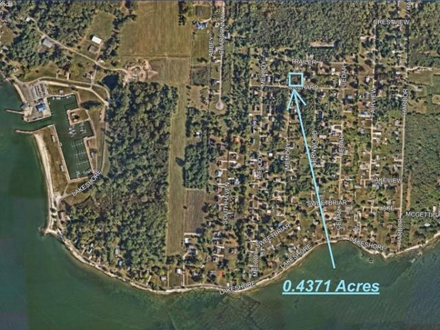 100 Orchard Ln, Kelleys Island, OH 43438
