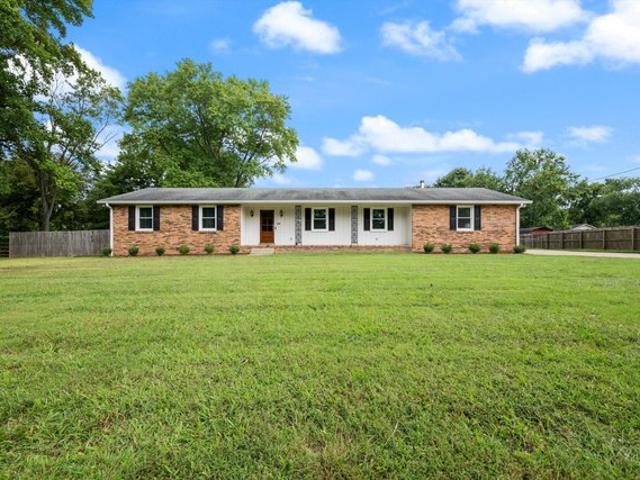 100 Oxford Dr, Franklin, TN 37064
