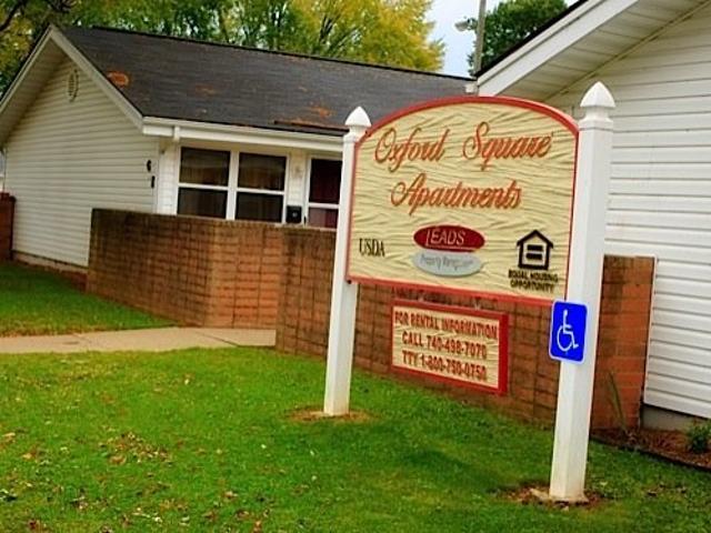 100 Oxford Lane, 2 beds, 1 full bath