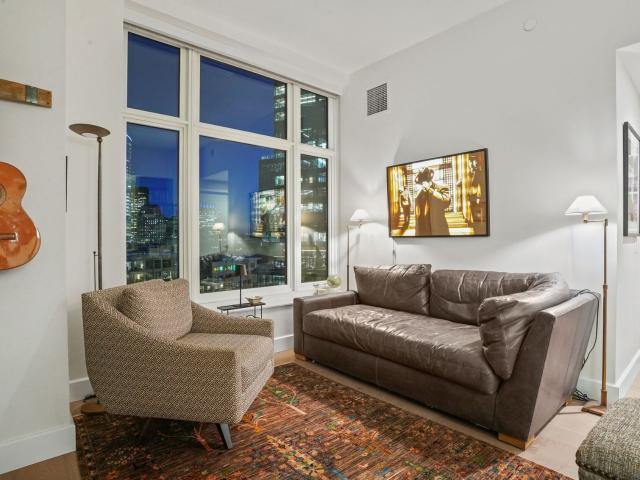 100 Lovejoy Wharf Unit PH 3C, Boston, US, MA