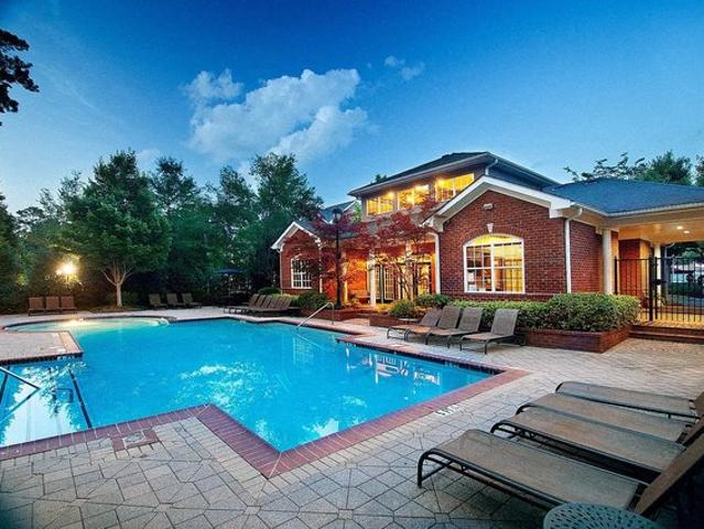 100 Ladson Ct, Decatur, GA 30033