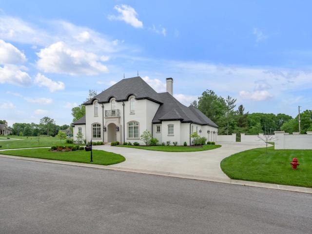 100 Lafontaine Court