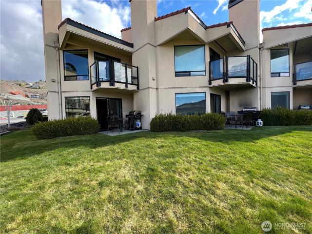 100 Lake Chelan Shores Drive # 16 4 P