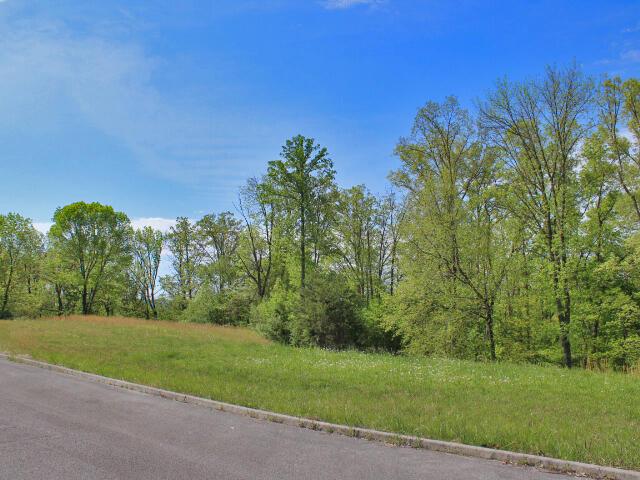 100 Lake Crest Drive