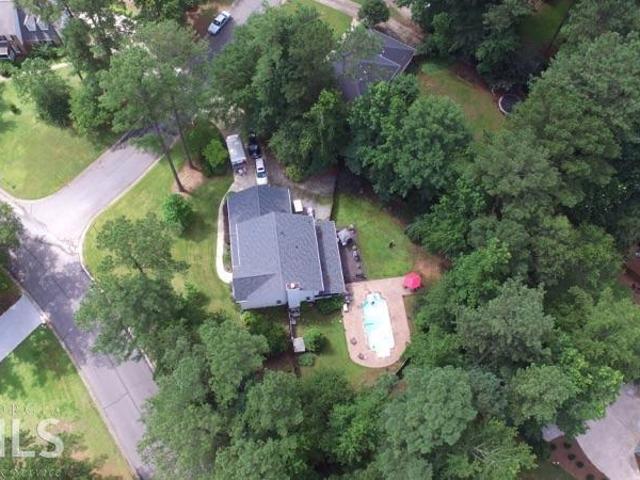 100 Lake Point Drive
