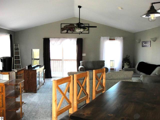 100 Lakeview Drive
