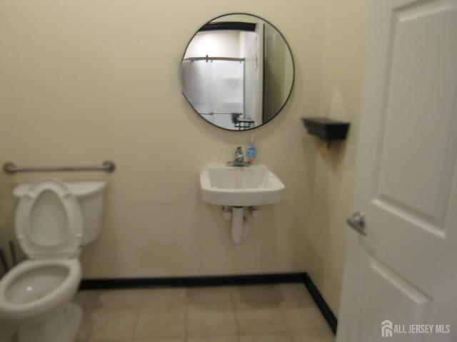 100 Lakeview Drive D1