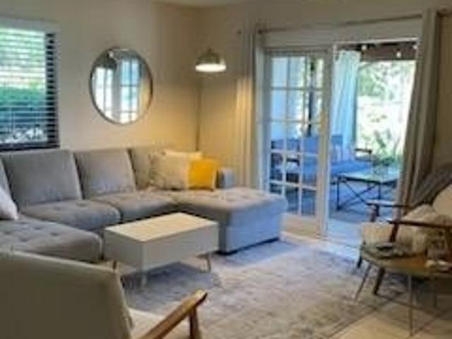 100 Lakewood Village Cir, Daytona Beach, FL 32119