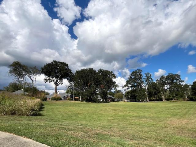 100 Leatherback Ln, Broussard, LA 70518 | MLS #2500004 | Compass
