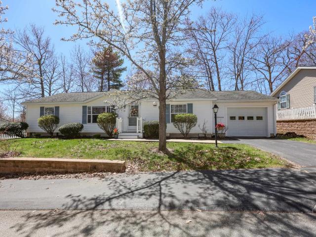 100 Ledgewood Way