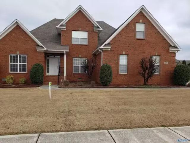 100 LITESPEED LN SW, HUNTSVILLE, AL 35824