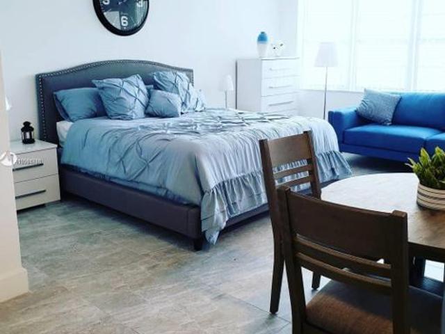 100 Lincoln Rd #707 Miami Beach, FL 33139