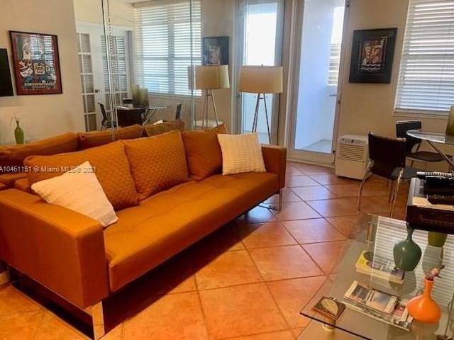 100 Lincoln Rd #1129 Miami Beach, FL 33139
