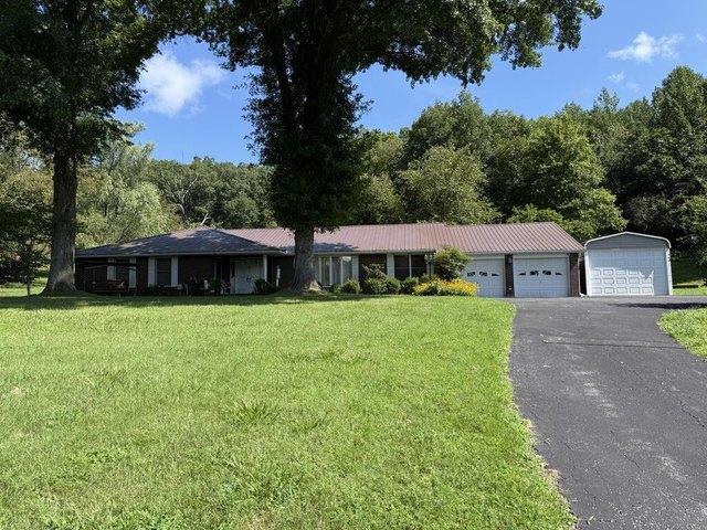 100 Mount Pleasant Rd, Louisa, KY 41230