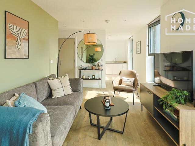 100 Moor Street, Queensway. 2 bed flat to rent £1,385 pcm £320 pw