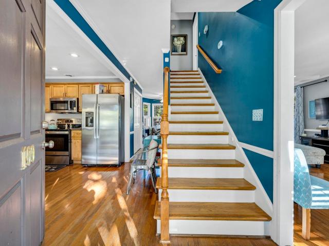 100 Mallard Lakes Court