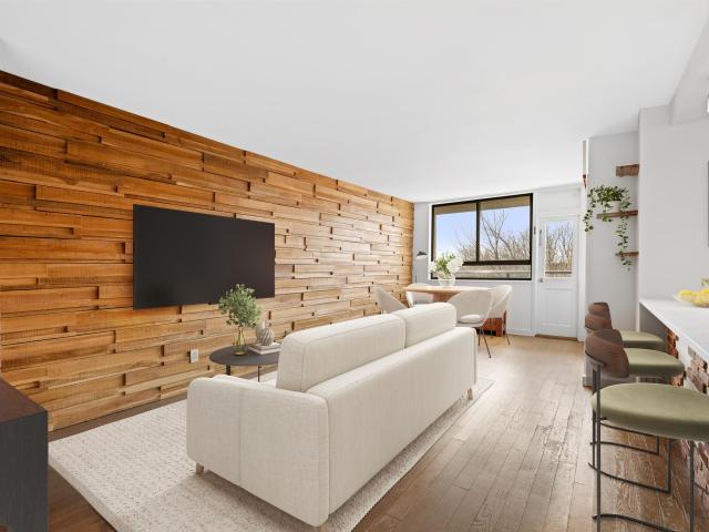 100 Manhattan Ave # 416