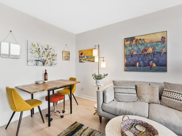 100 Manhattan Ave # 1901