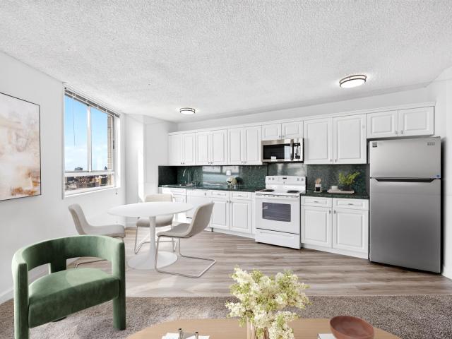 100 Manhattan Ave # 1902a