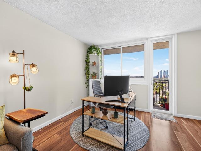 100 Manhattan Ave # 2316