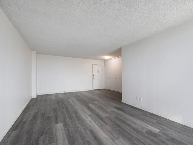 100 Manhattan Ave, Unit 2015, Union City, NJ 07087 | MLS #260005 | Compass