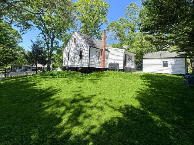 100 Maple Lane