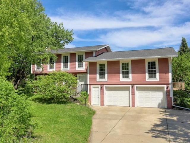 100 Melody Cir, Verona, WI 53593