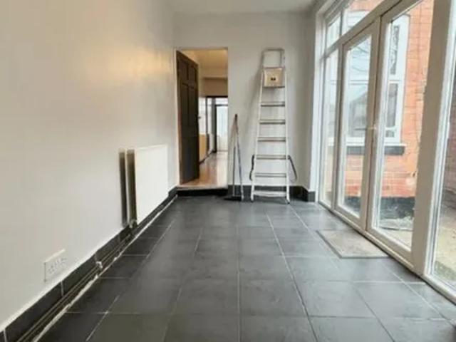 100 Melton Road, Wake Green, B14 7ES, United Kingdom | 2 bed townhouse for rent #140446476 | Rentberry