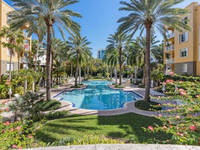 100 Meridian Ave #224, Miami Beach, FL 33139