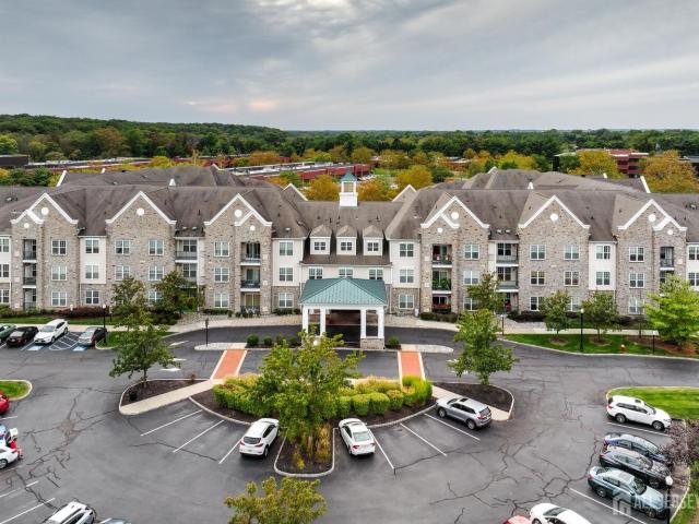 100 Middlesex Boulevard 211