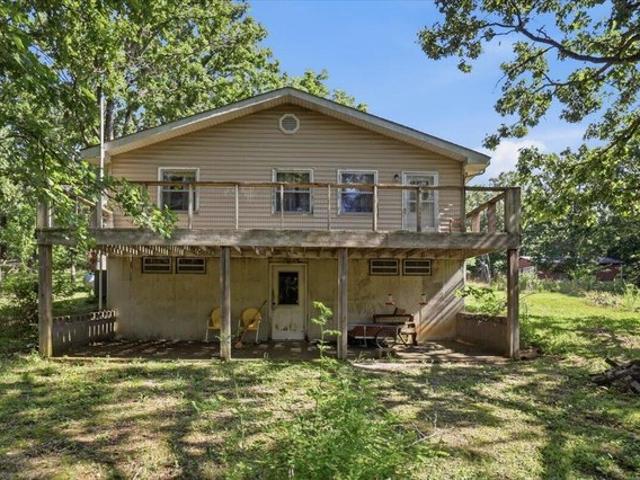 100 Muleshoe Trl, Elkland, MO 65644
