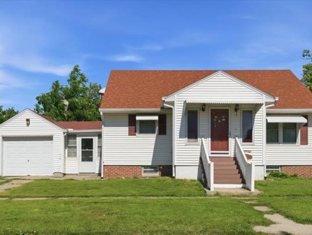 100 N 4th St, Red Oak, IA 51566