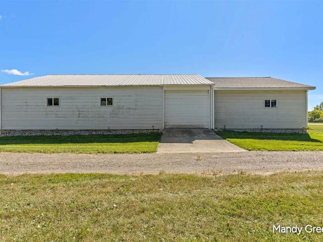 100 N 4th Street