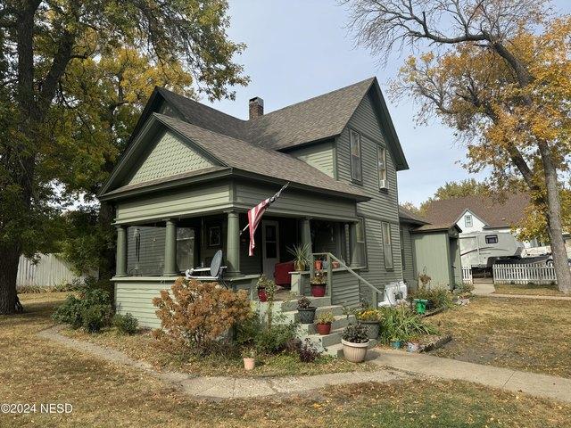 100 N Utah St, Clark, SD 57225