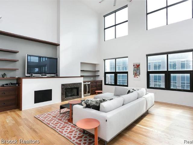 100 N Center St Unit # 301