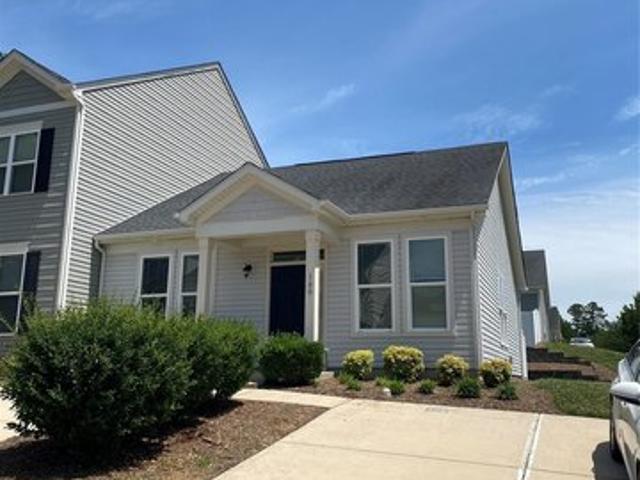 100 N Ferncliff Dr, Mount Holly, NC 28120