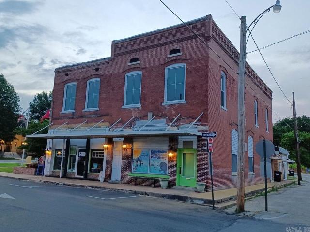 100 N Main Street