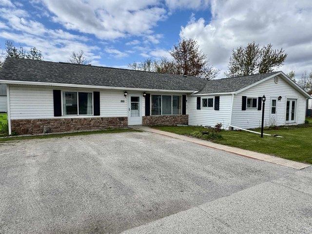 100 North St, Pinconning, MI 48650