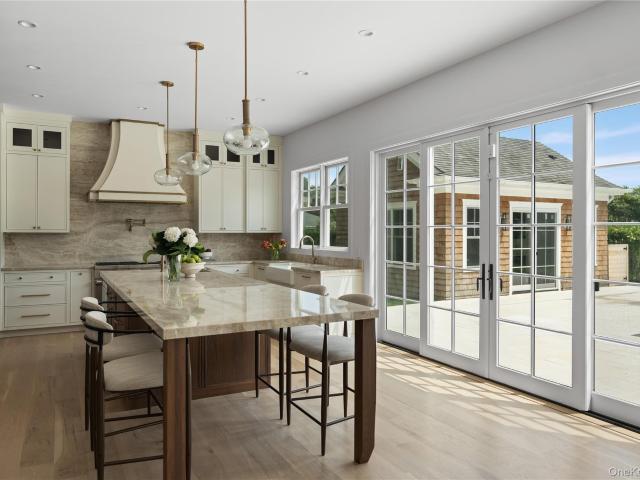 100 Narrow Ln, Southampton, NY 11968 | MLS #939794