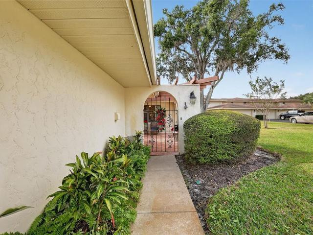 100 S Tremain St, Unit F1, Mount Dora, FL 32757 | MLS #G5105