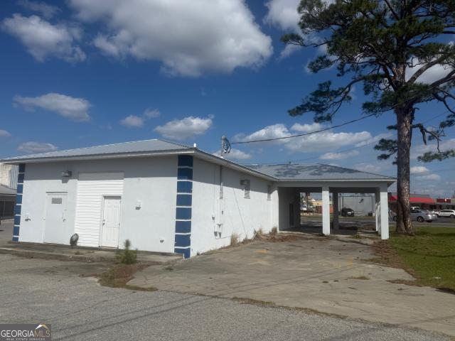 100 S Williams Street