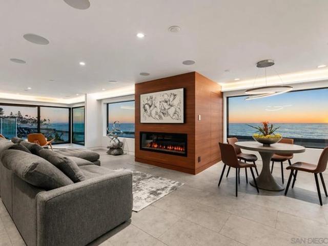 100 S Coast Blvd Unit 104, La Jolla, CA 92037