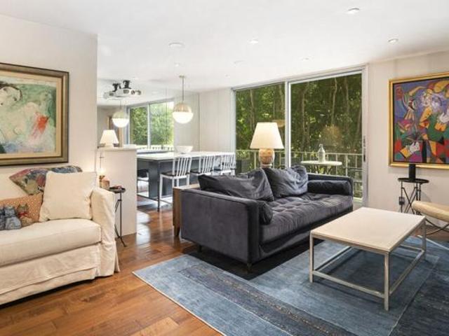 100 S Doheny Dr #201, Los Angeles, CA 90048