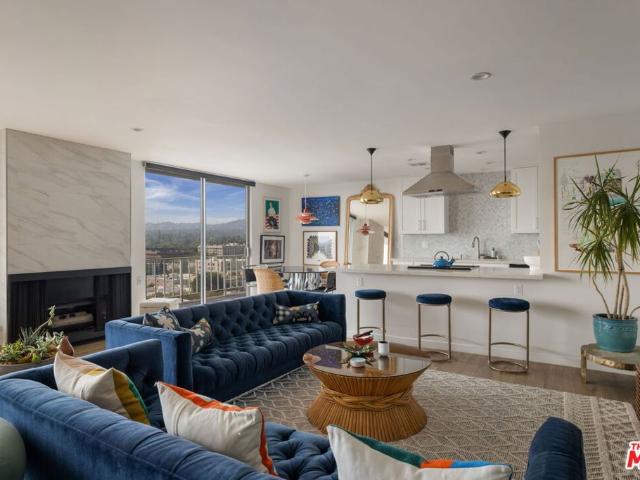 100 S Doheny Drive PH12