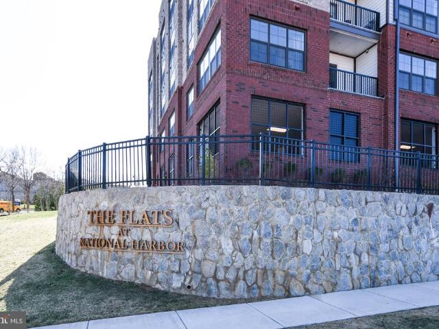 100 Saint Ives, Place # UNIT 301