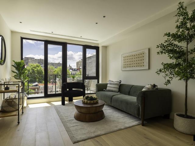 100 Scholes Street 4 B