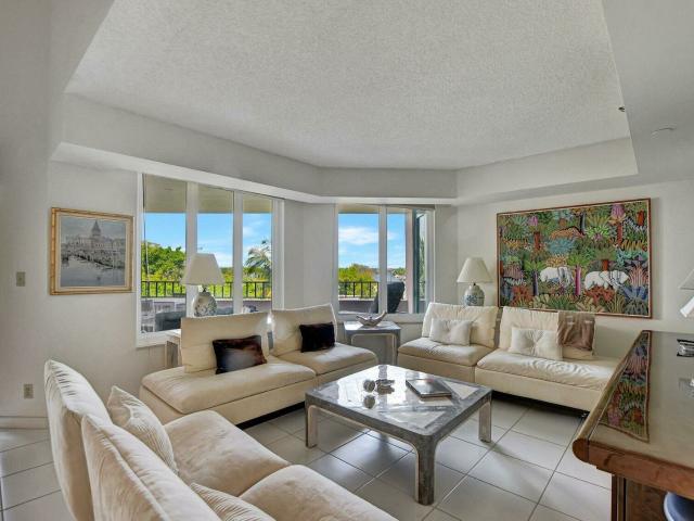 100 SE 5th Ph 4 Avenue, Unit #504, Boca Raton, US, FL